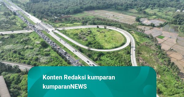 Lalin Padat, One Way di Tol Cikampek Diperkirakan Berlaku hingga Pukul 24.00 | kumparan.com